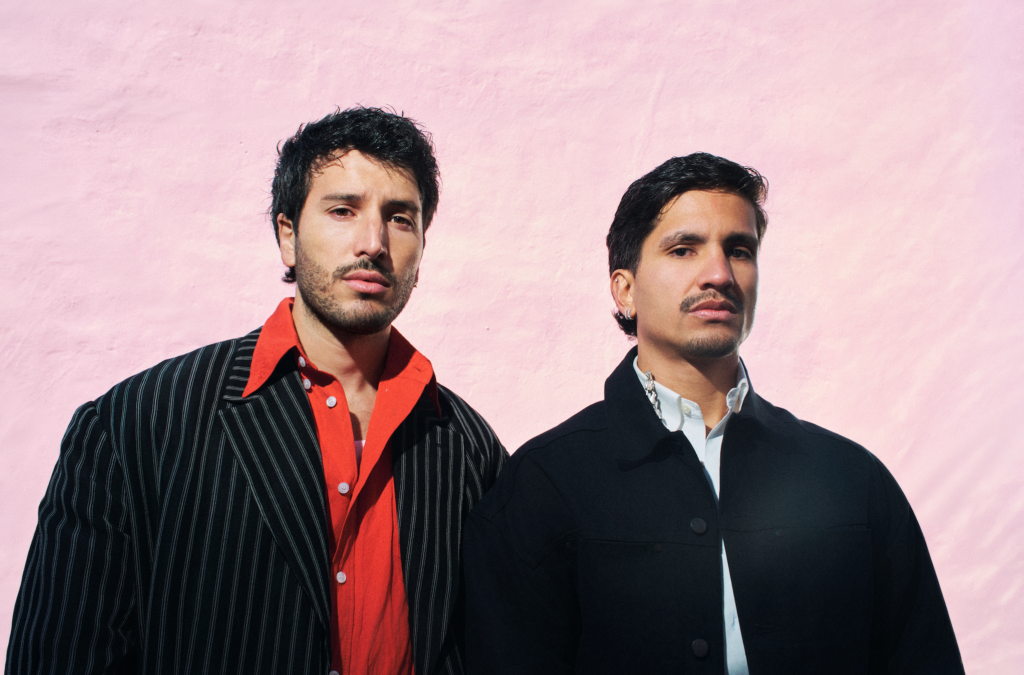 Sebastián Yatra estrena Cucaracheo junto a Jay Kabalan